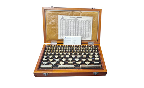 ชุดบล็อคเกจโลหะ DIN 861 บล็อคเกจทุกชิ้นผ่านการอบคลายเคลียดและชุบแข็ง